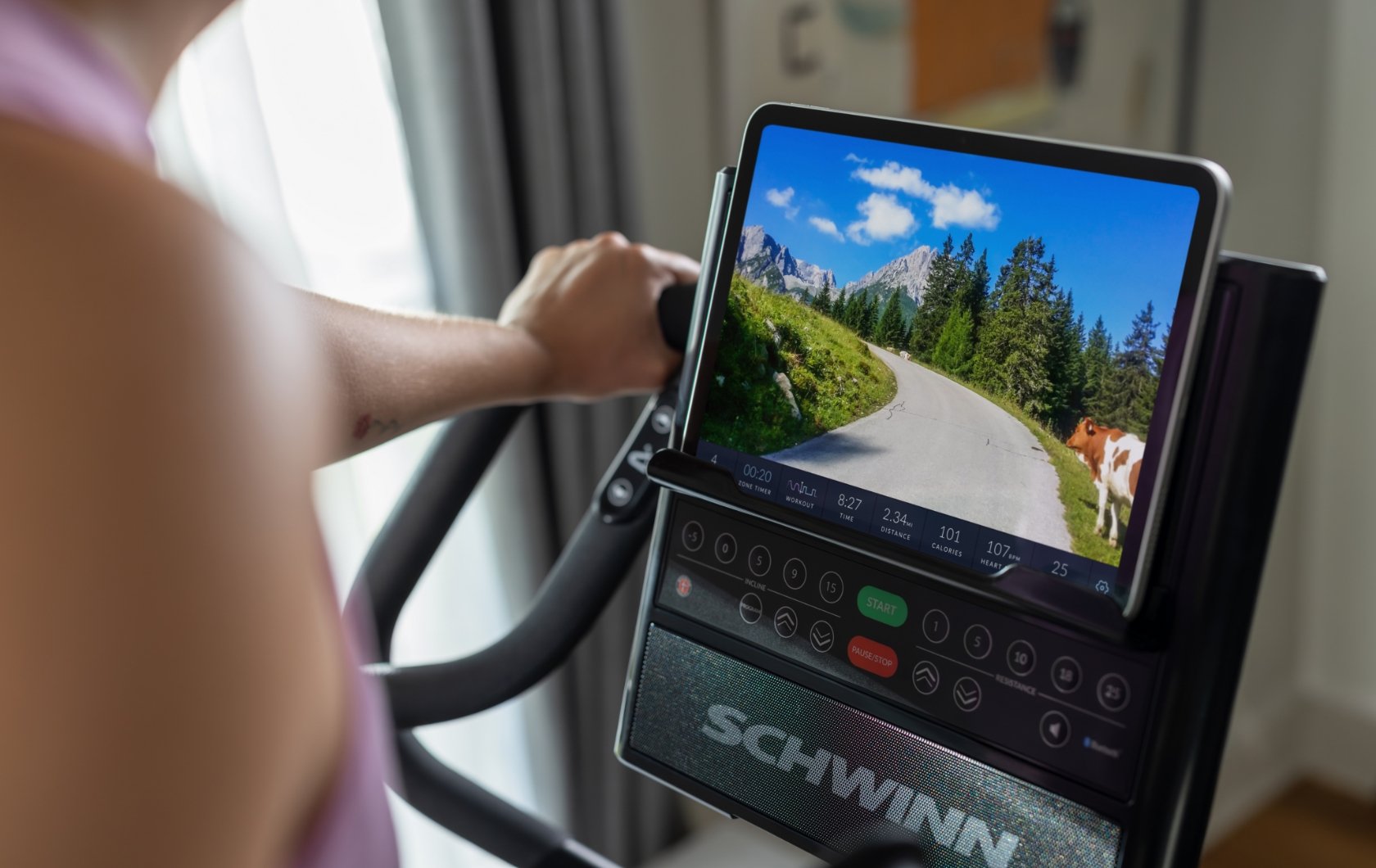 Schwinn 490 Elliptical | Schwinn