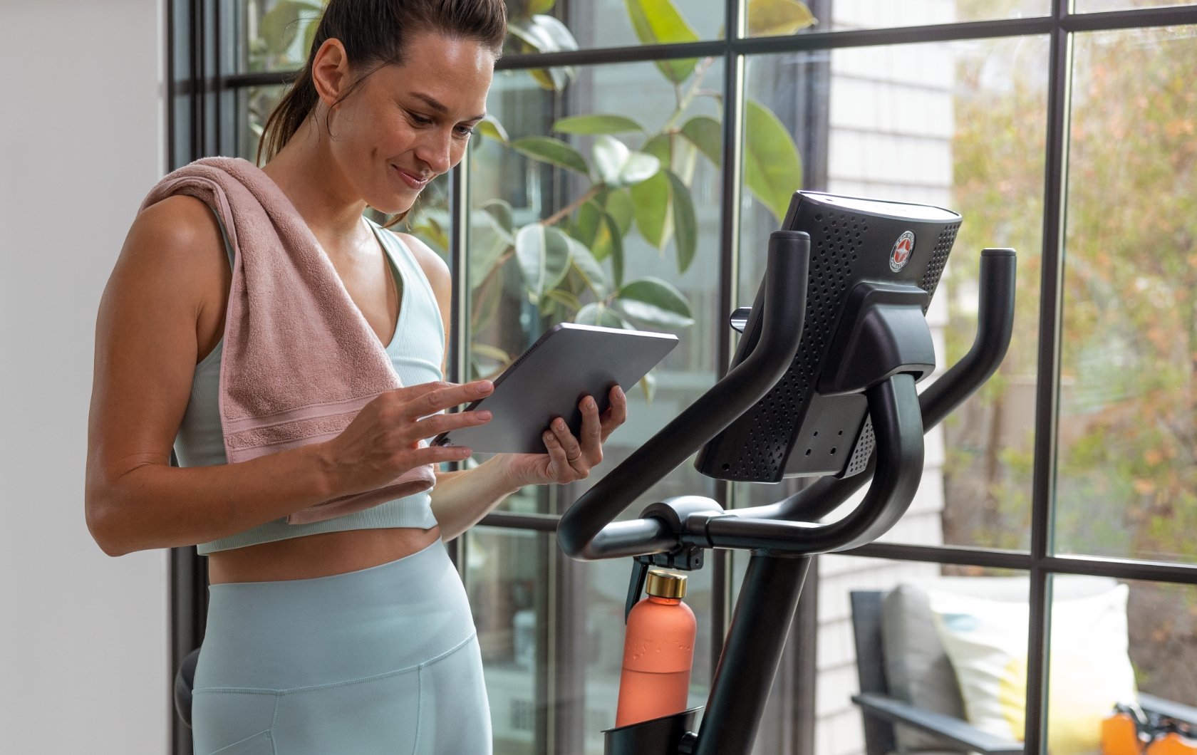 190 Upright Bike - An affordable escape that connects with your JRNY ...
